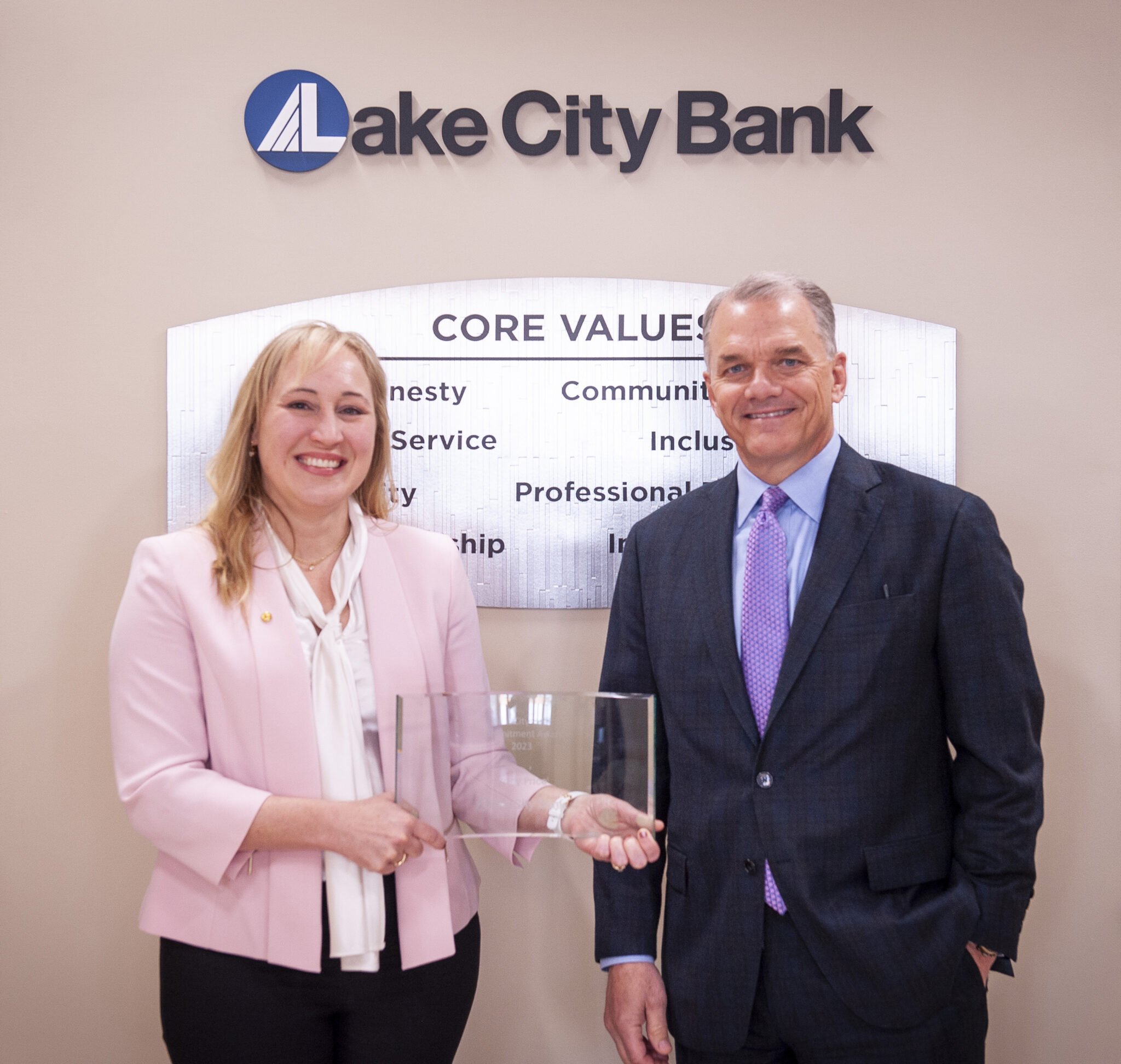 Lake City Bank Presents 2023 Commitment Award to Vice President Stacy ...